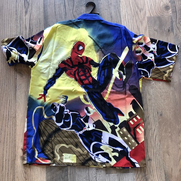 Spiderman | Shirts | Nwt Spiderman Button Down Short Sleeve Tee Xxl ...